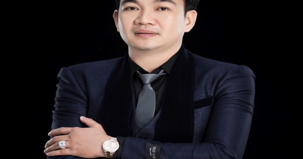 DOANH NHÂN BÙI VĂN SĨ: “NÍU CHÂN KHÁCH HÀNG BẰNG CHỮ TÍN VÀ CHỮ TÂM ...